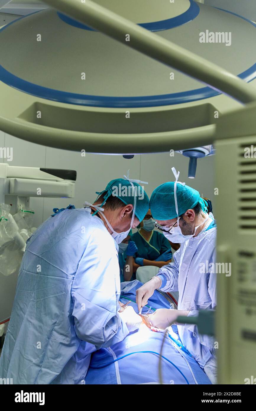 Surgical Treatment of Prostate Cancer, Radical prostatectomy, Da Vinci ...