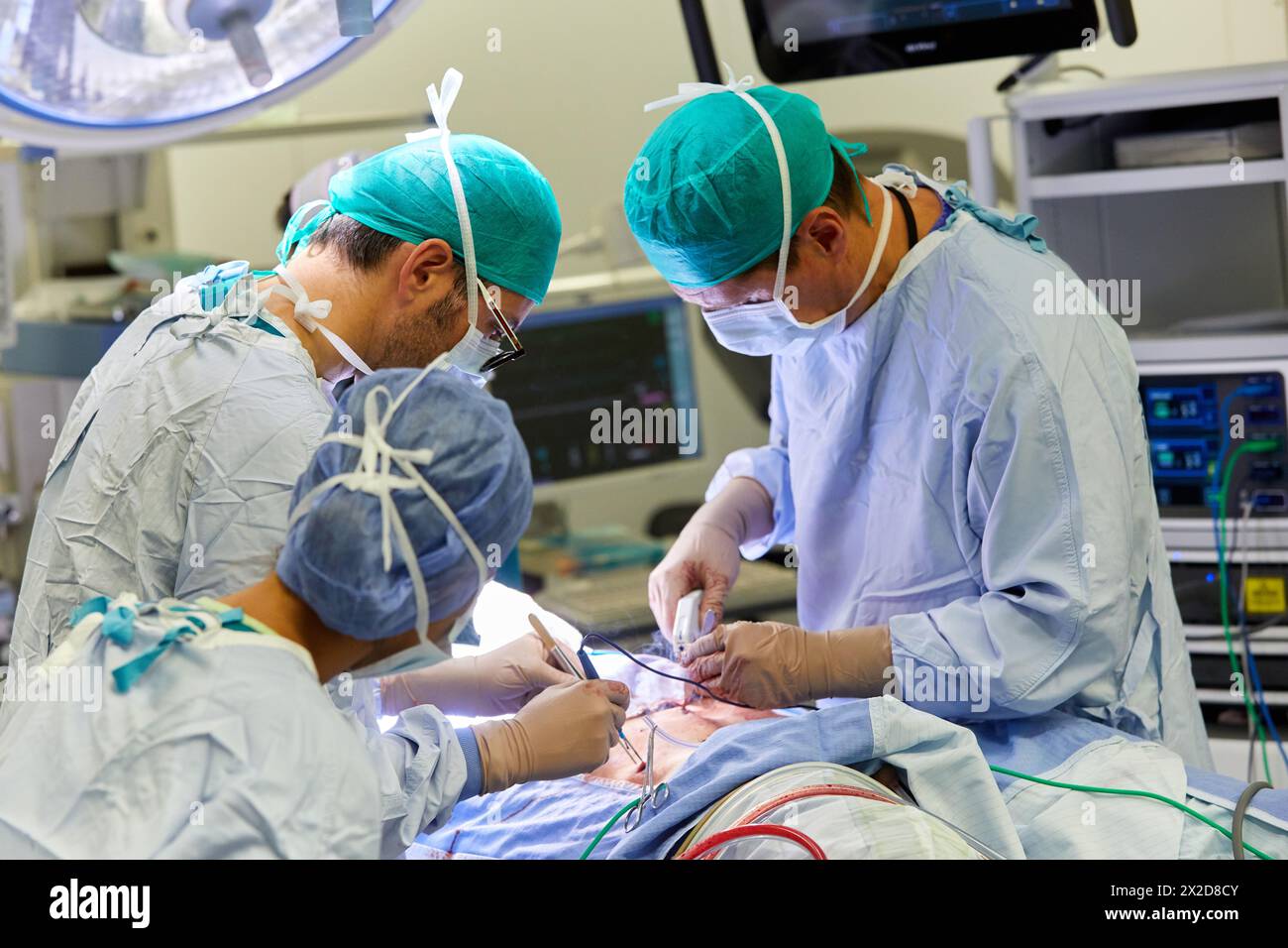 Surgical Treatment of Prostate Cancer, Radical prostatectomy, Da Vinci ...