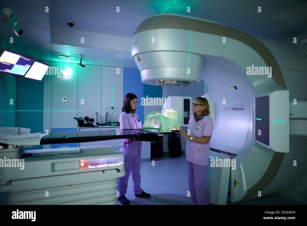 Radiation therapy masks, Linear accelerator, Radiotherapy, Oncology ...