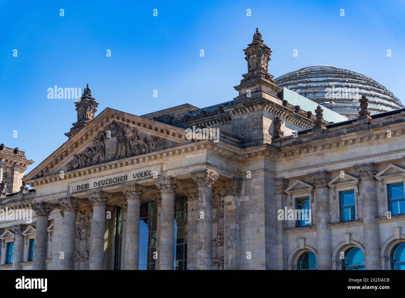 Reichstag dome tour hi-res stock photography and images - Alamy
