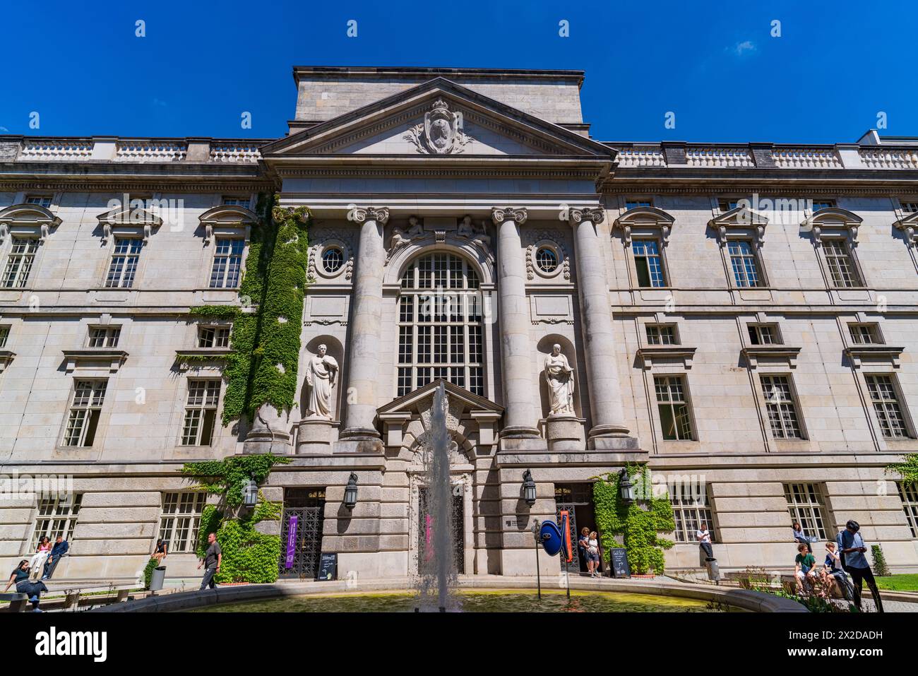 Berlin state library hi-res stock photography and images - Alamy