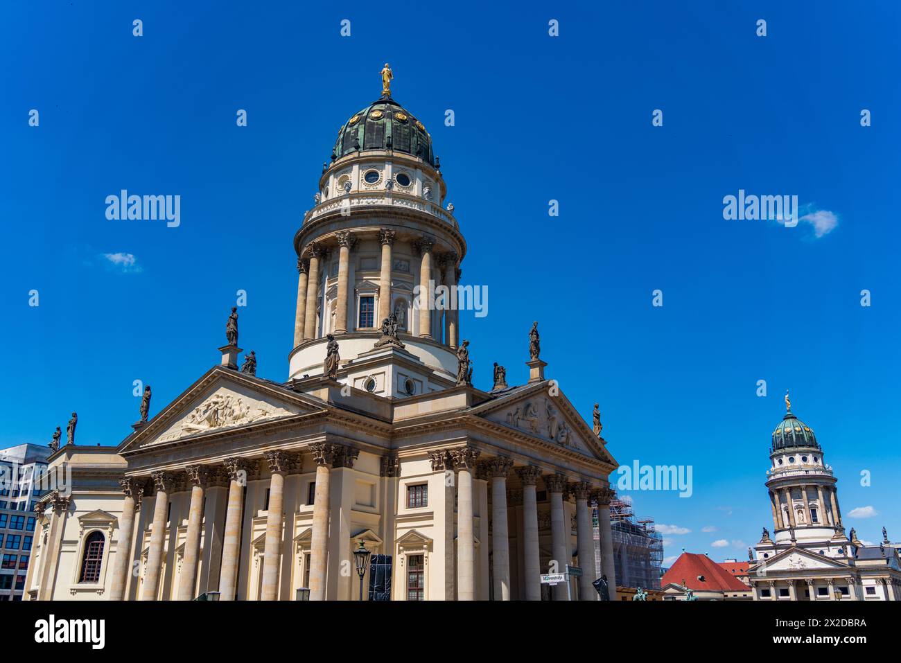 Neue kirche hi-res stock photography and images - Alamy