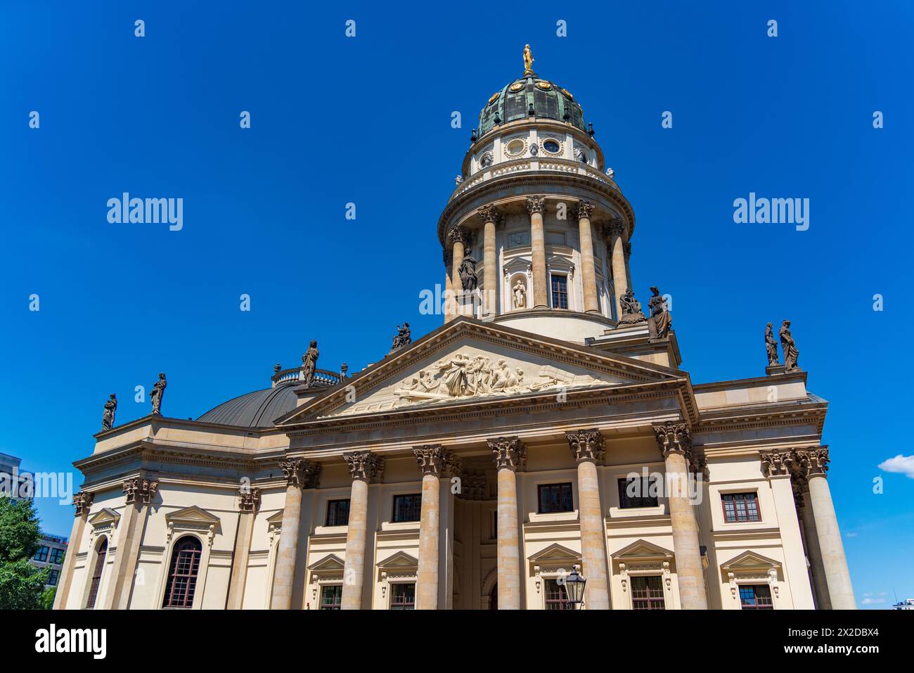 Neue kirche hi-res stock photography and images - Alamy