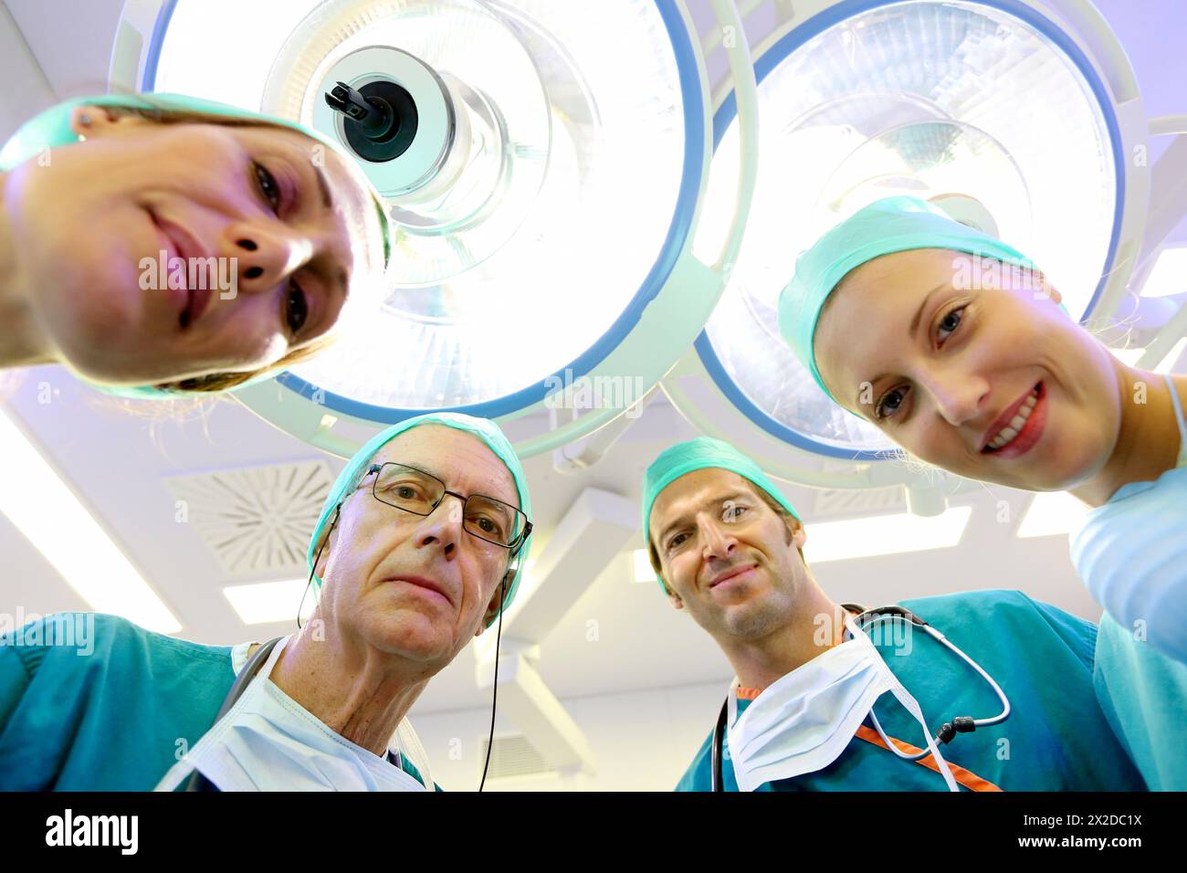 Surgeon, Surgery, Operating room, Onkologikoa Hospital, Oncology ...