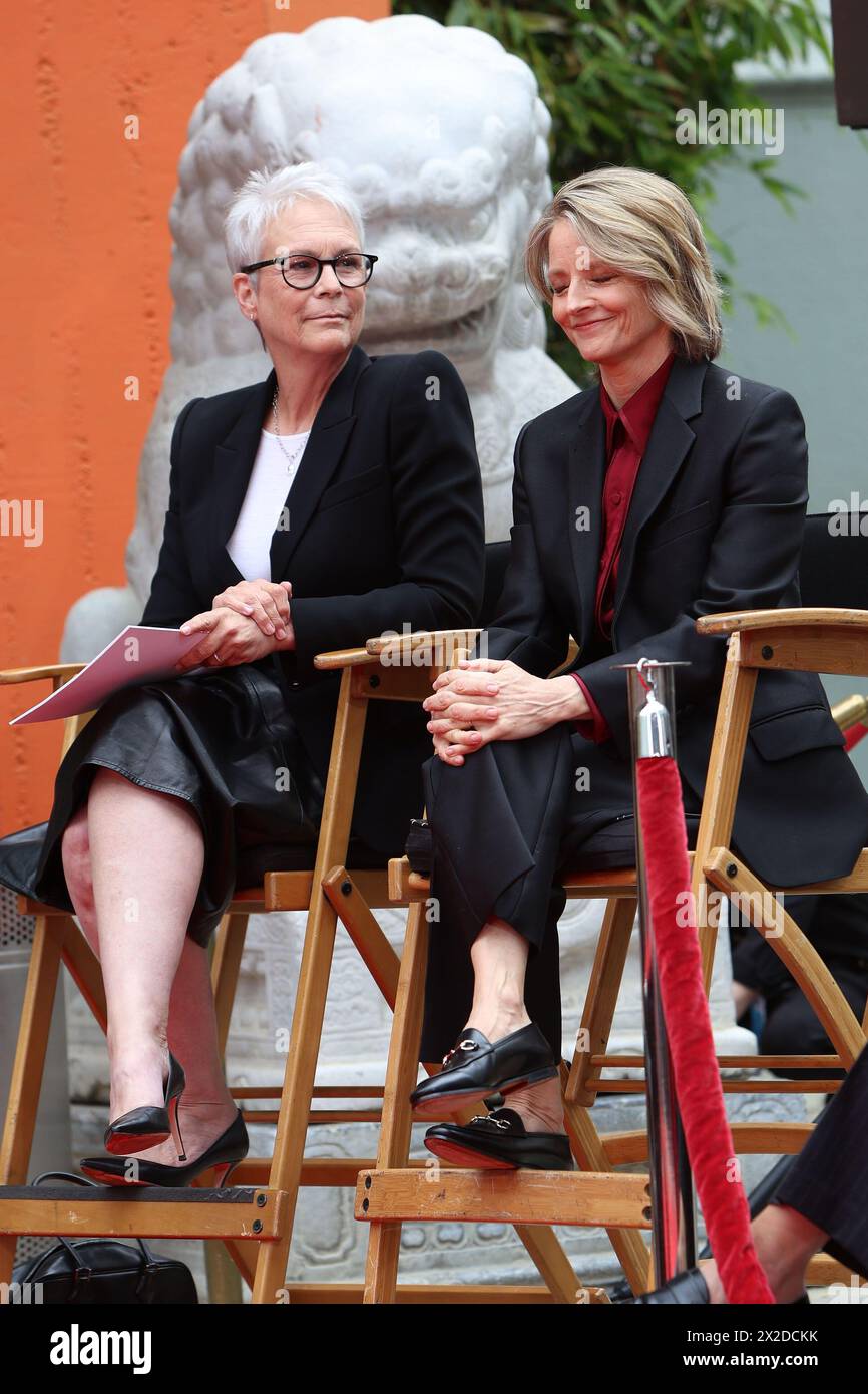 LOS ANGELES - APR 19: Jamie Lee Curtis, Jodie Foster at the Jodie ...