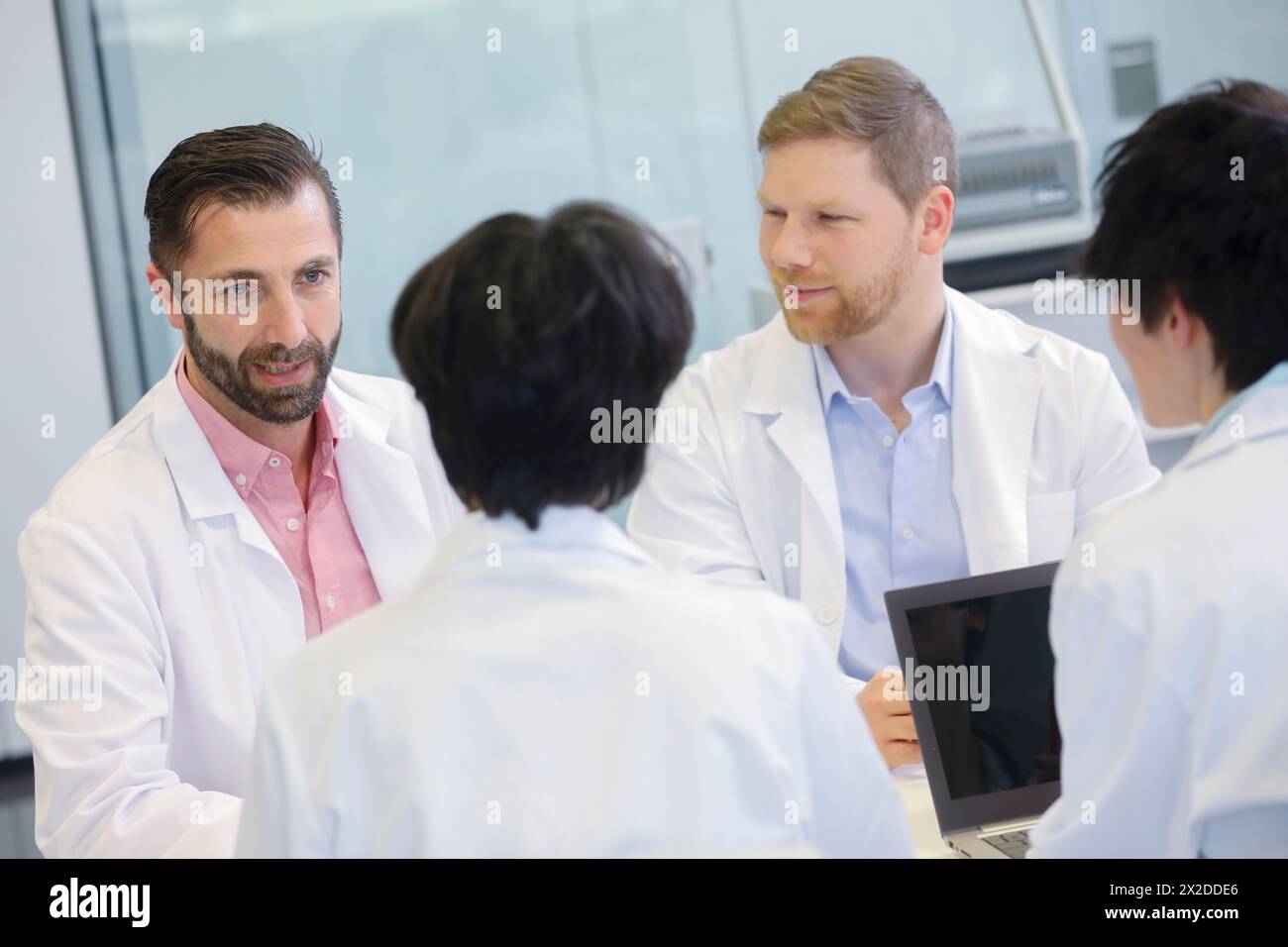 Meeting of doctors, clinical session, Hospital Stock Photo - Alamy