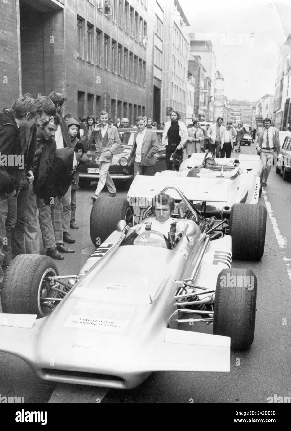 7 11 1943 hi-res stock photography and images - Alamy