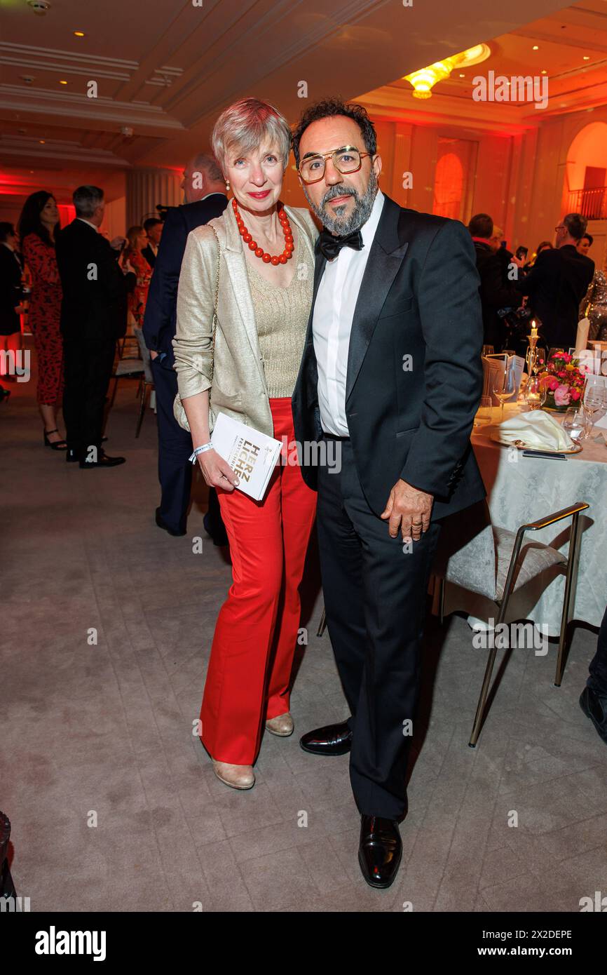 Gala - Felix Burda Award Anna Stieblich und Adnan Maral bei der Felix ...