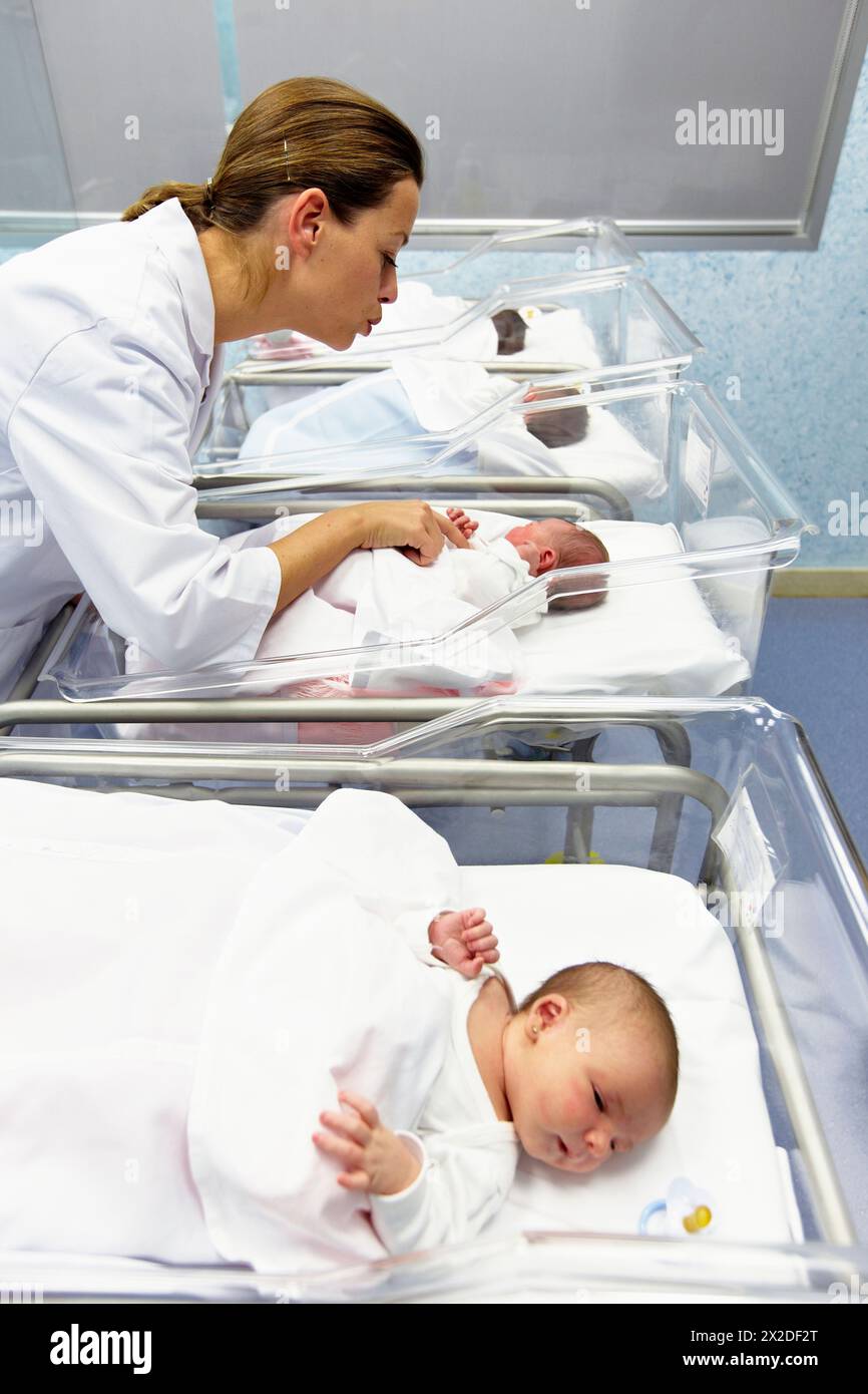 Cots babies hi-res stock photography and images - Alamy