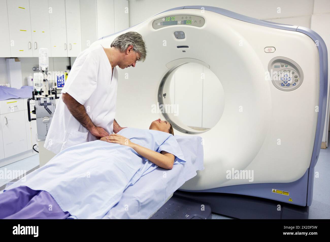 CAT (Computerized Axial Tomography) scan, Radiology, Medical imaging ...