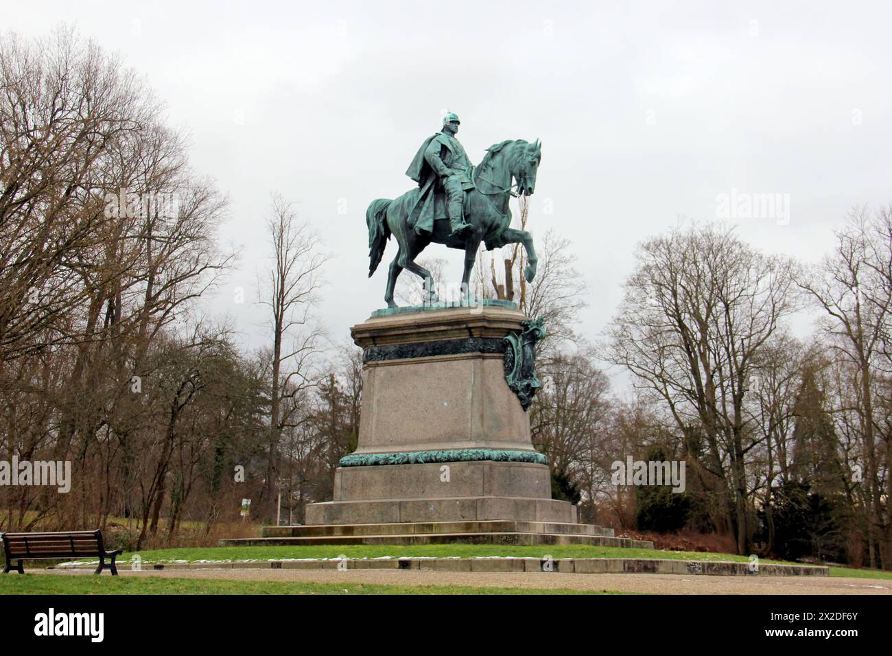 Equestrian statue of Herzog Ernst II, sculptural work by Gustav ...