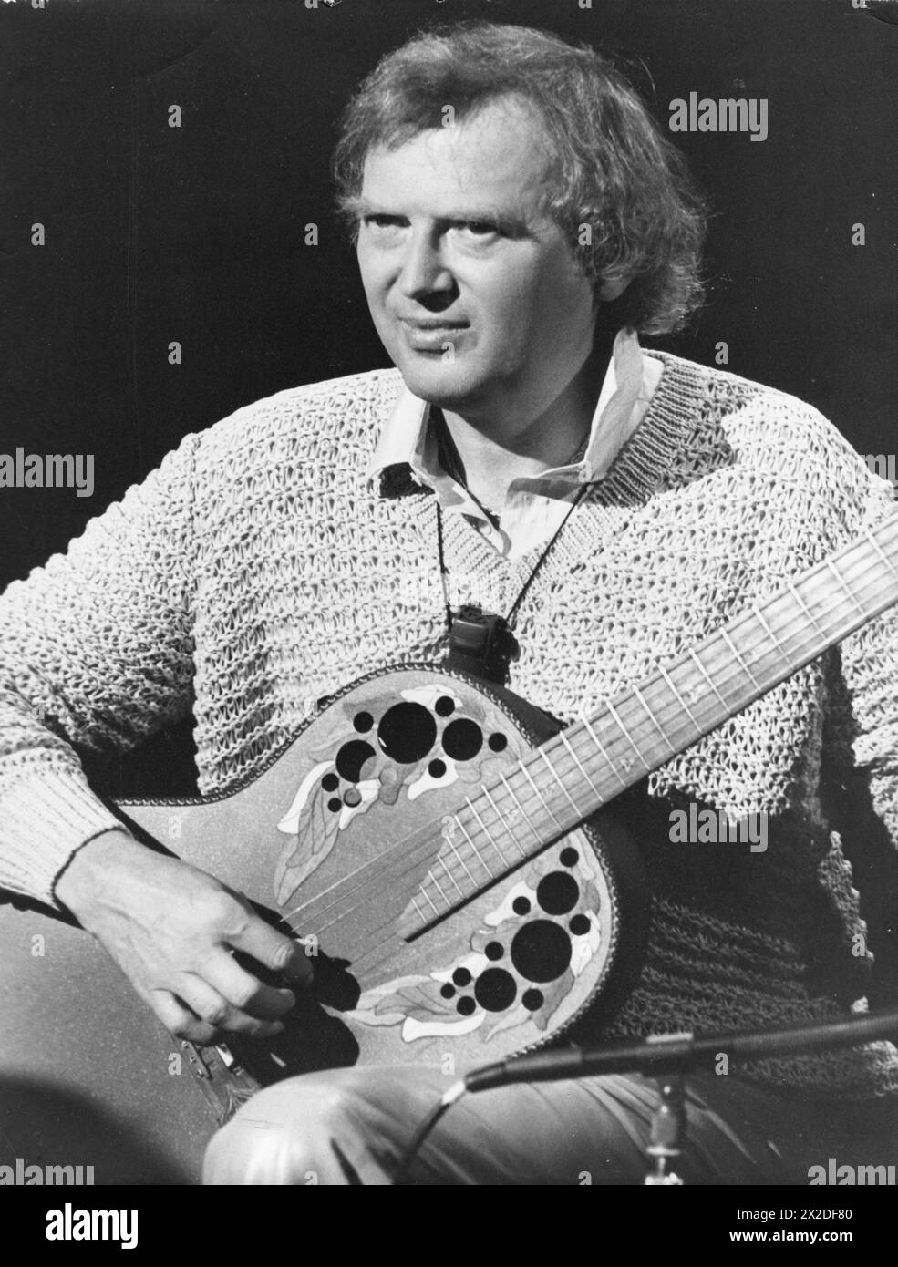 1970s musical instruments hi-res stock photography and images - Alamy