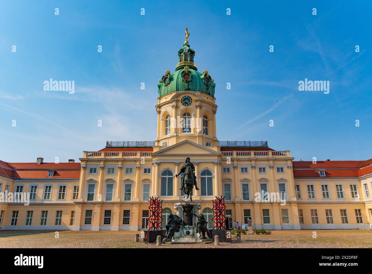 A baroque palace in hi-res stock photography and images - Alamy
