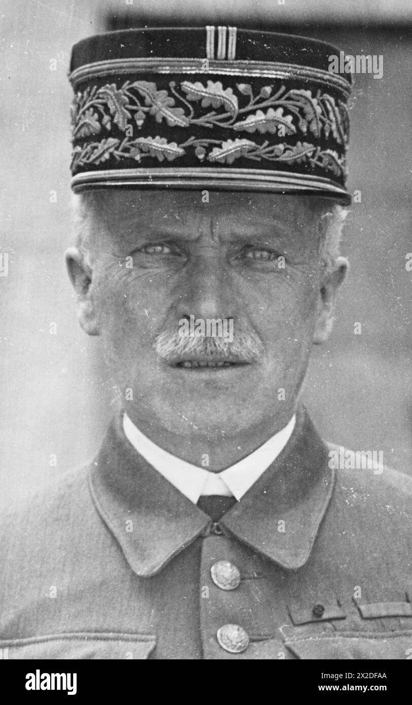 Kepi of french general Black and White Stock Photos & Images - Alamy