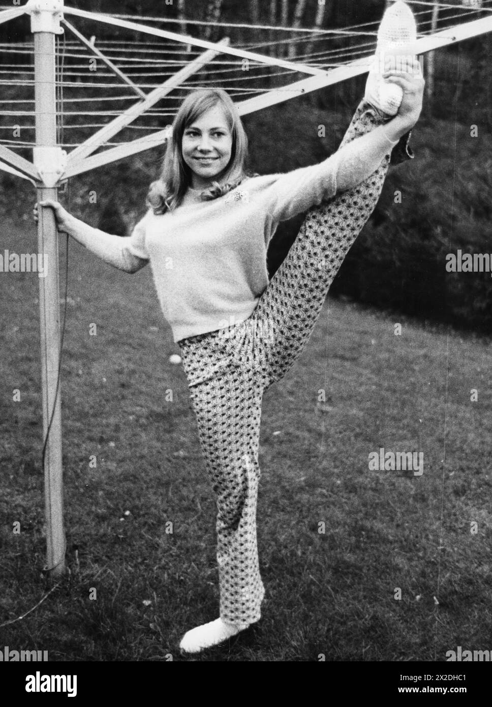 Schorn, Uta, *7.8.1957, German gymnast, stretching exercise in the ...