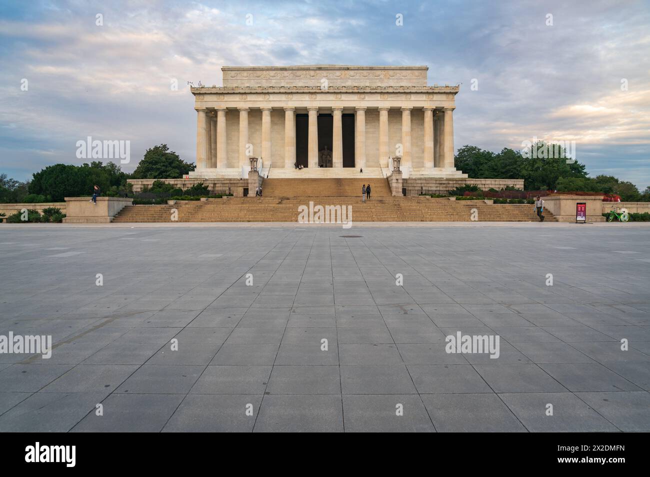 The Lincoln Memorial, Monument in Washington, D.C., United States ...