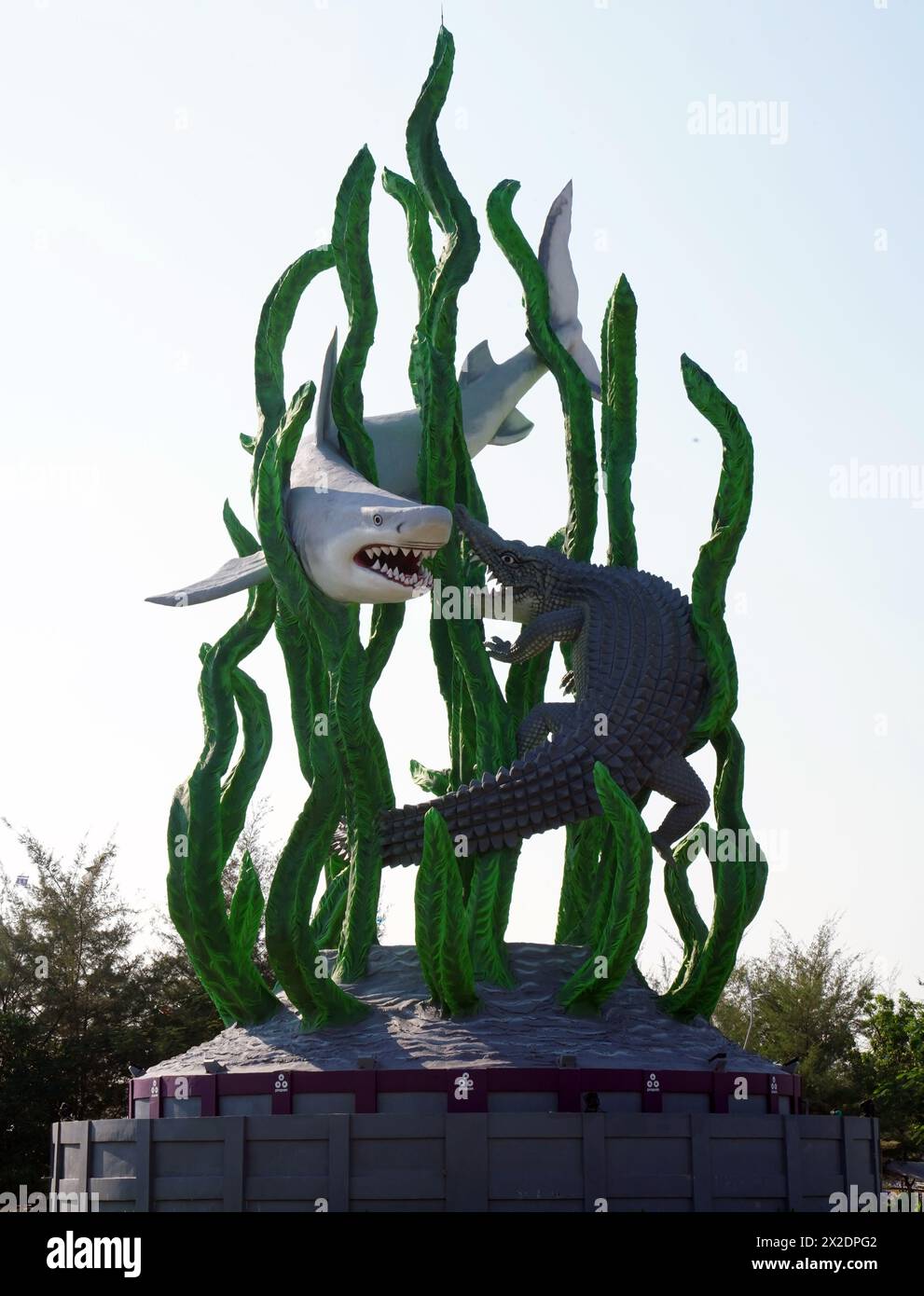 Sura and Baya statue Stock Photo - Alamy