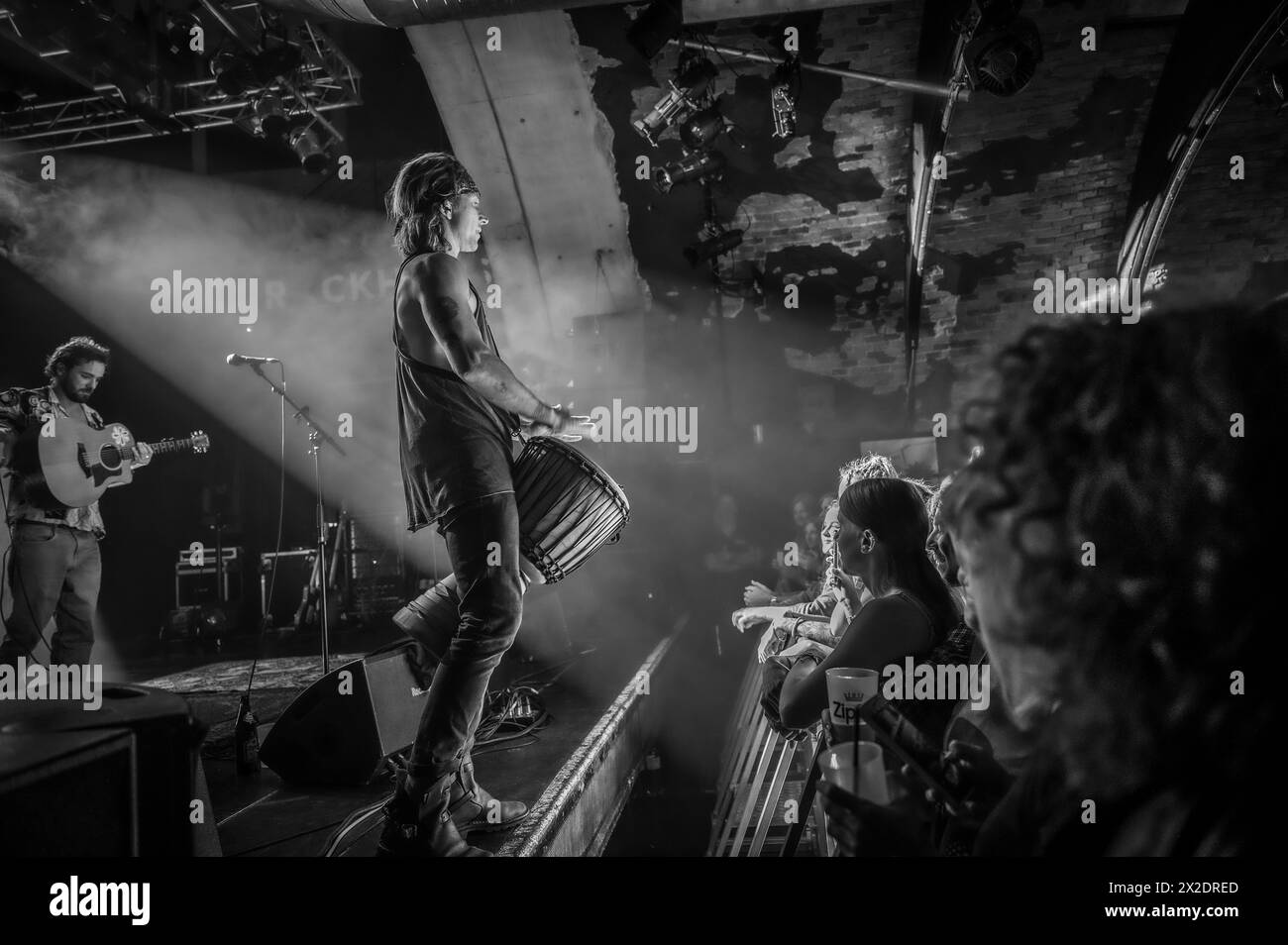 Sean Koch with Adrian Fowler and Ross Hillier live on stage Stock Photo ...