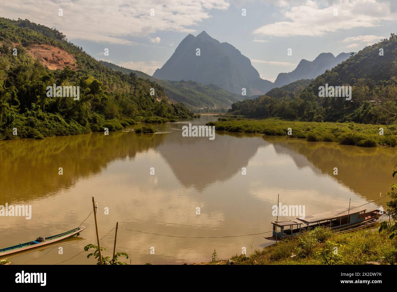 Nam Ou river near Muang Ngoi Neua village, Laos Stock Photo - Alamy