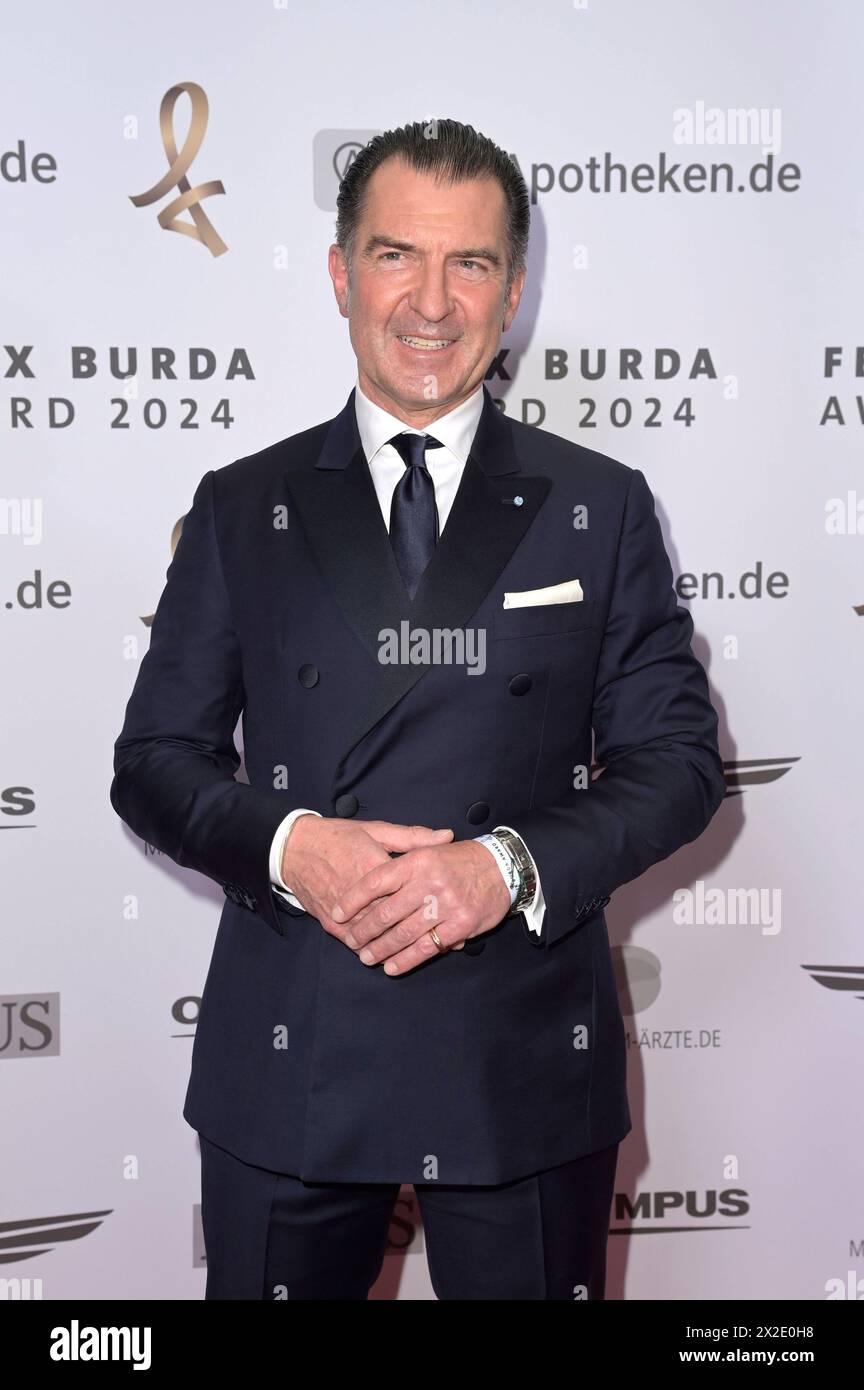 Philipp Welte bei der 19. Verleihung des Felix Burda Award 2024 im ...