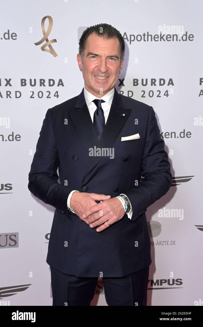 Philipp Welte bei der 19. Verleihung des Felix Burda Award 2024 im ...