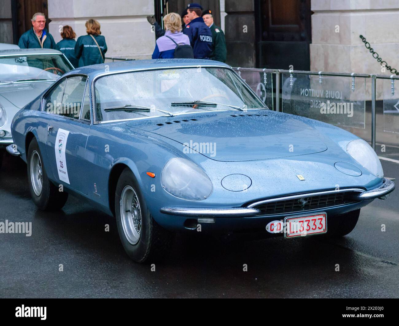 competition for vintage cars, Ferrari 330 GTC CoupÃ by Pininfarina ...