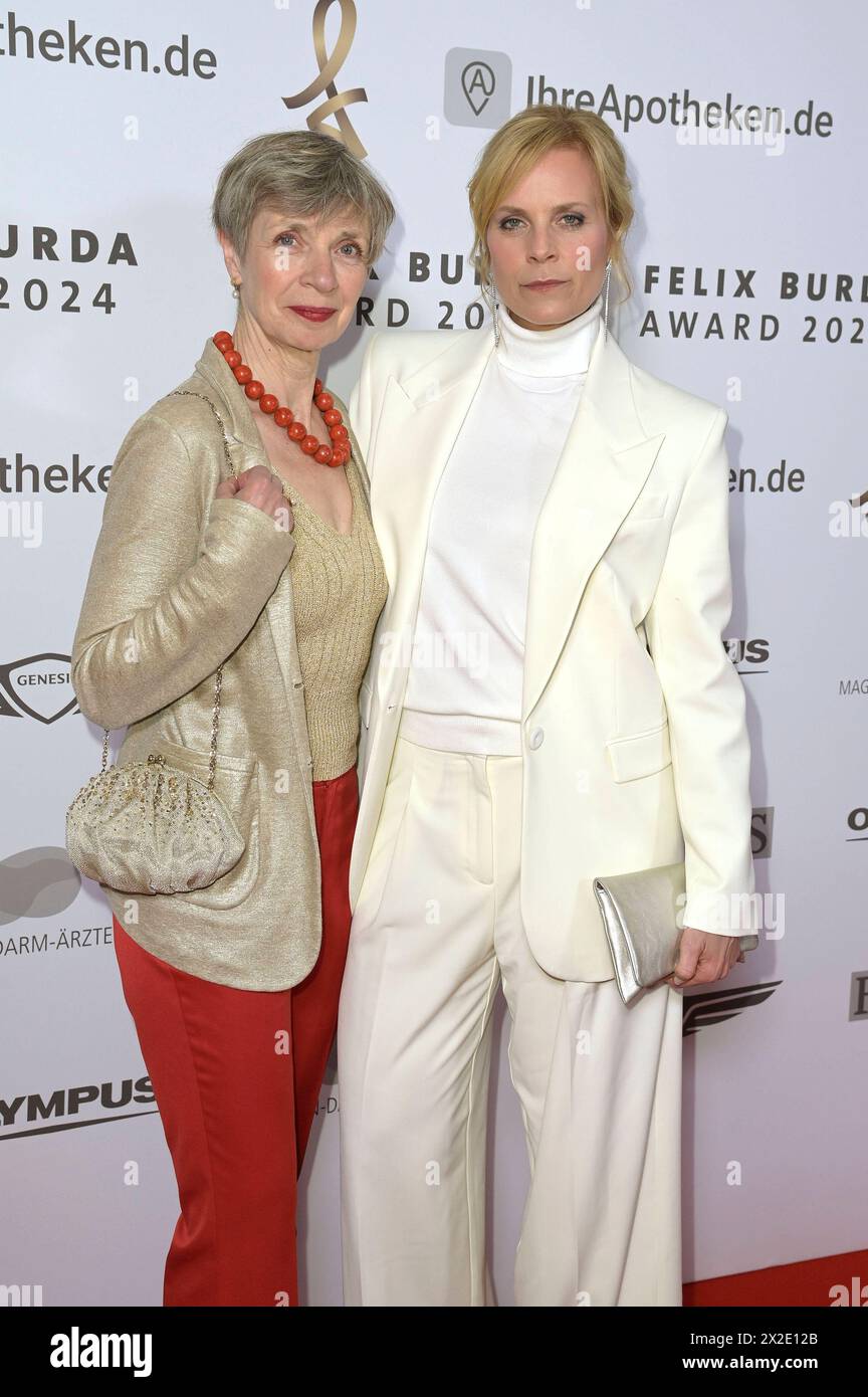 Anna Stieblich und Melanie Marschke bei der 19. Verleihung des Felix ...