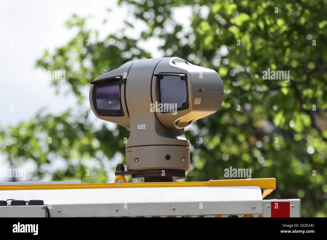 London, UK. 20th Apr, 2023. Face recognition cameras used by the police ...