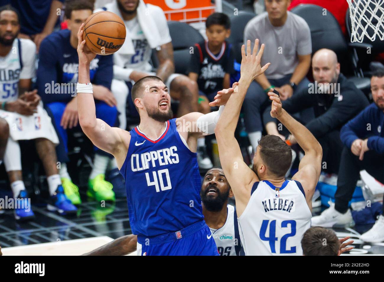Los Angeles, USA. 21st Apr, 2024. Los Angeles Clippers' Ivica Zubac (L ...