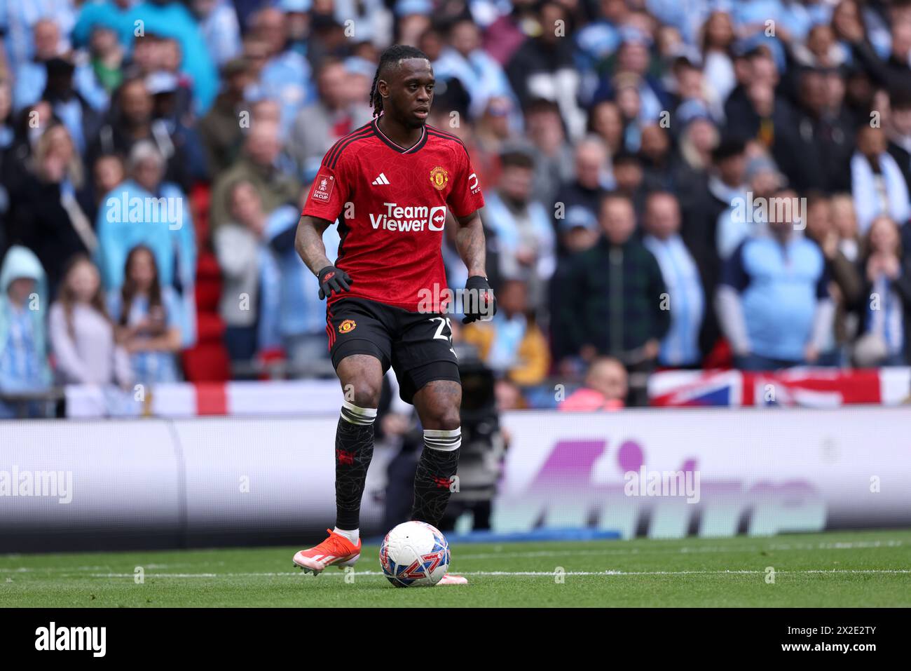 London, UK. 21st Apr, 2024. Aaron Wan-Bissaka (MU) at the Emirates FA ...