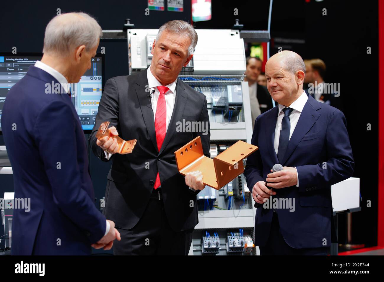 22 April 2024, Lower Saxony, Hanover: Markus Asch (M), CEO of Rittal ...