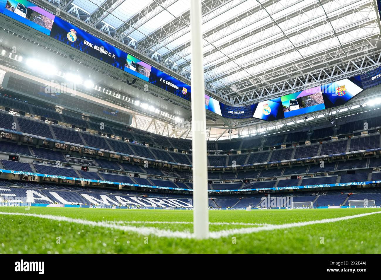 Stadium santiago bernabeu general view hi-res stock photography and ...