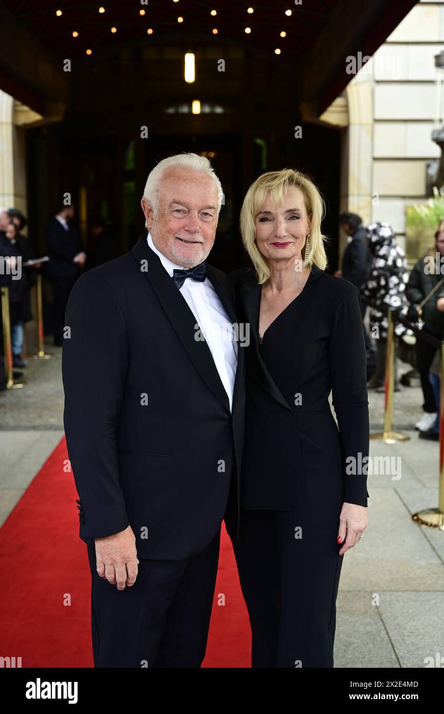 Wolfgang Kubicki und Ehefrau Annette Marberth-Kubicki bei der ...