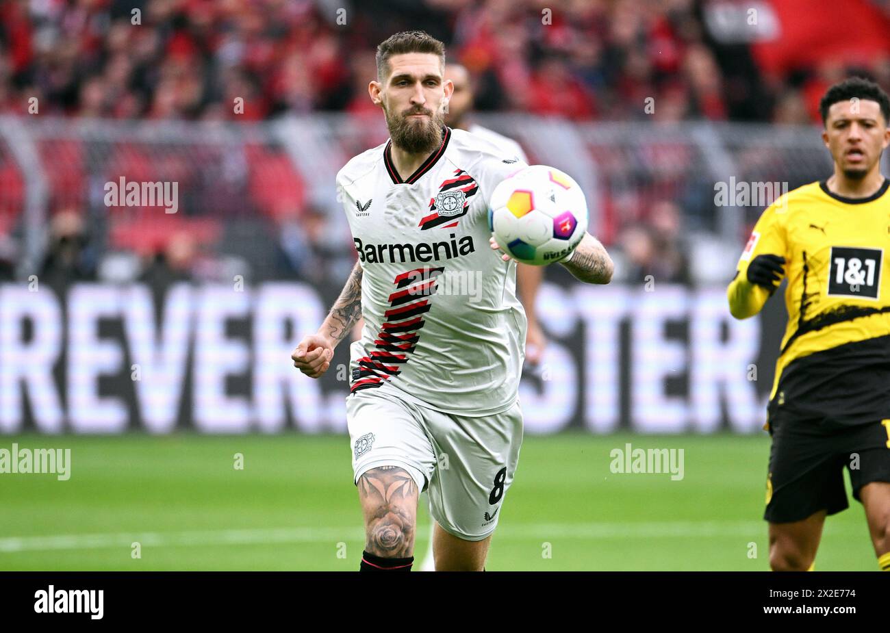 Bundesliga, Signal Iduna Park Dortmund: Borussia Dortmund vs Bayer ...