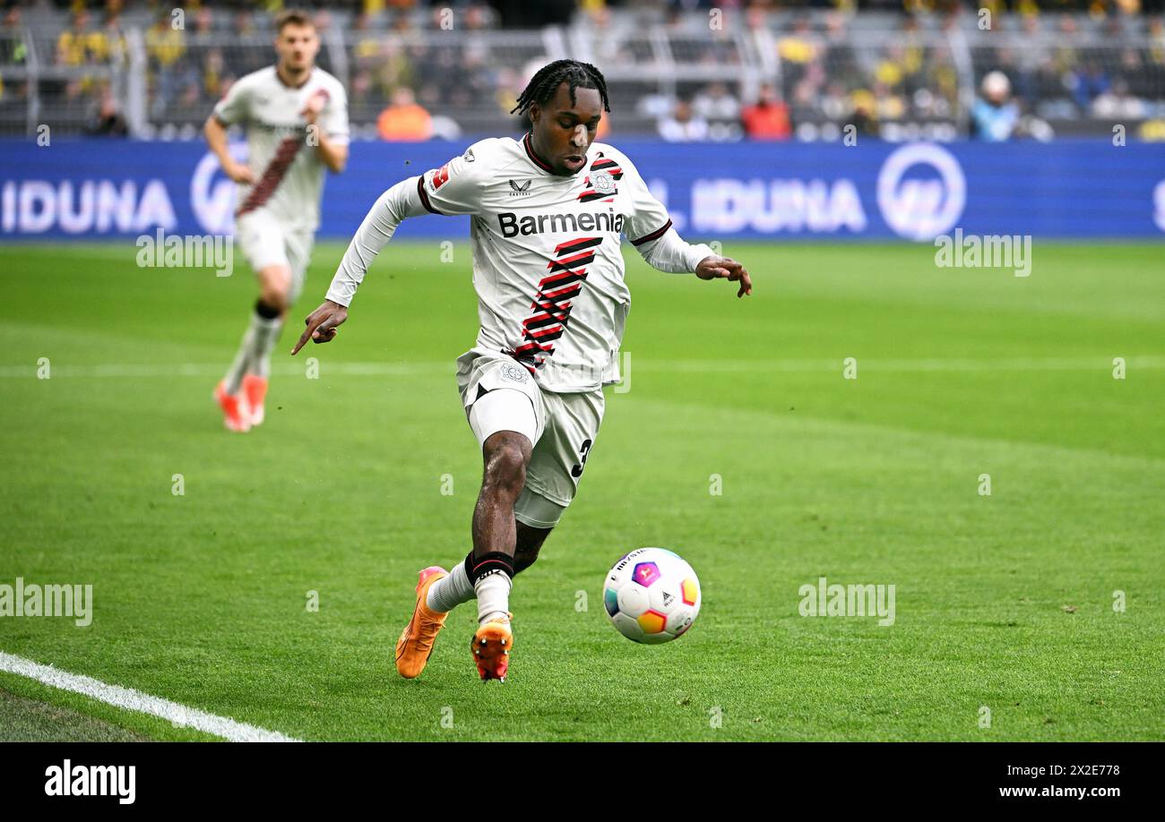 Bundesliga, Signal Iduna Park Dortmund: Borussia Dortmund vs Bayer ...