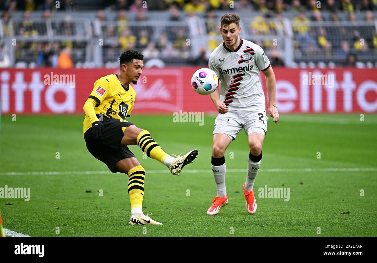 Bundesliga, Signal Iduna Park Dortmund: Borussia Dortmund vs Bayer ...