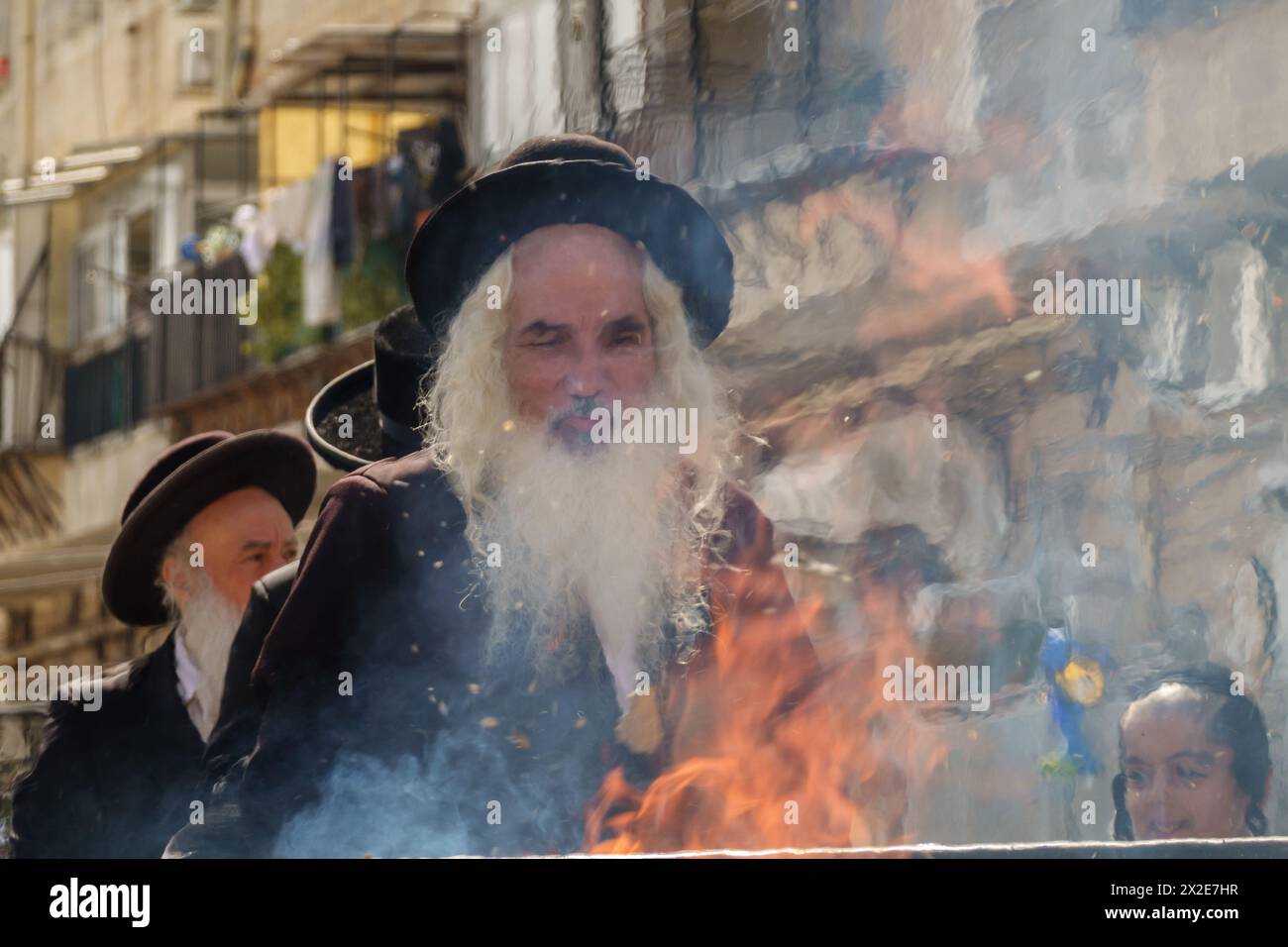 Jerusalem, Israel. 22nd Apr, 2024. Ultra Orthodox Jews burn scraps of ...