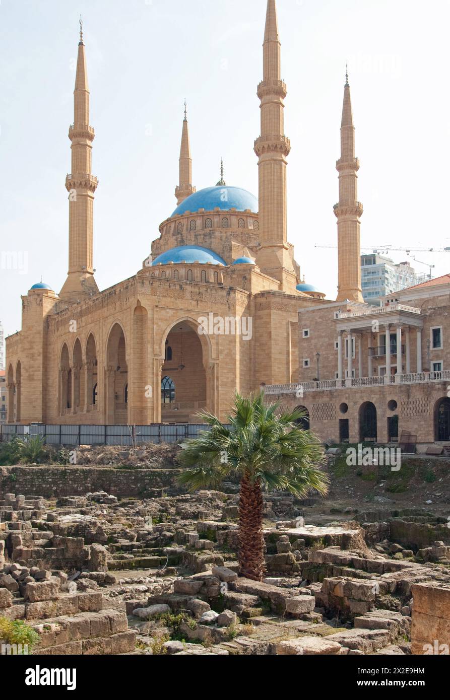 Roman Bath House Remains and Mohamed Al-Amin Mosque, Beirut, Lebanon ...