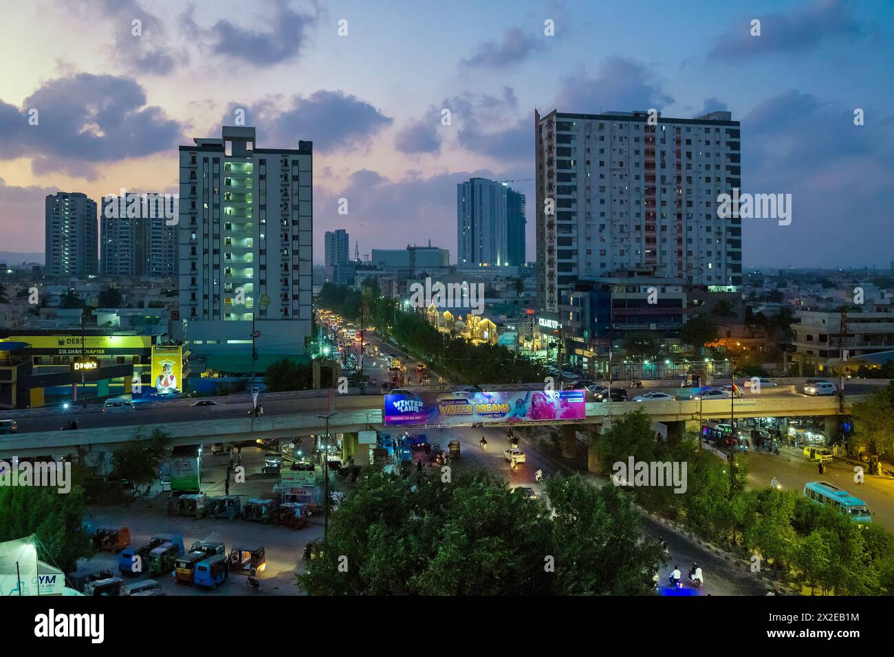Beautiful aerial view of Karachi City sunset time. Karachi Buildings ...