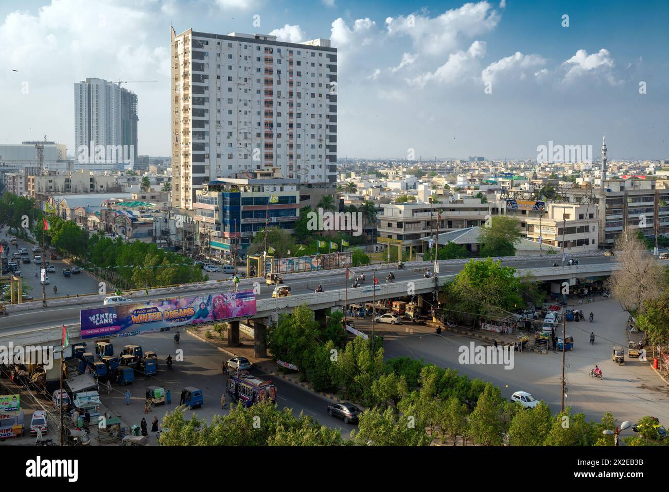 Beautiful aerial view of Karachi City sunset time. Karachi Buildings ...