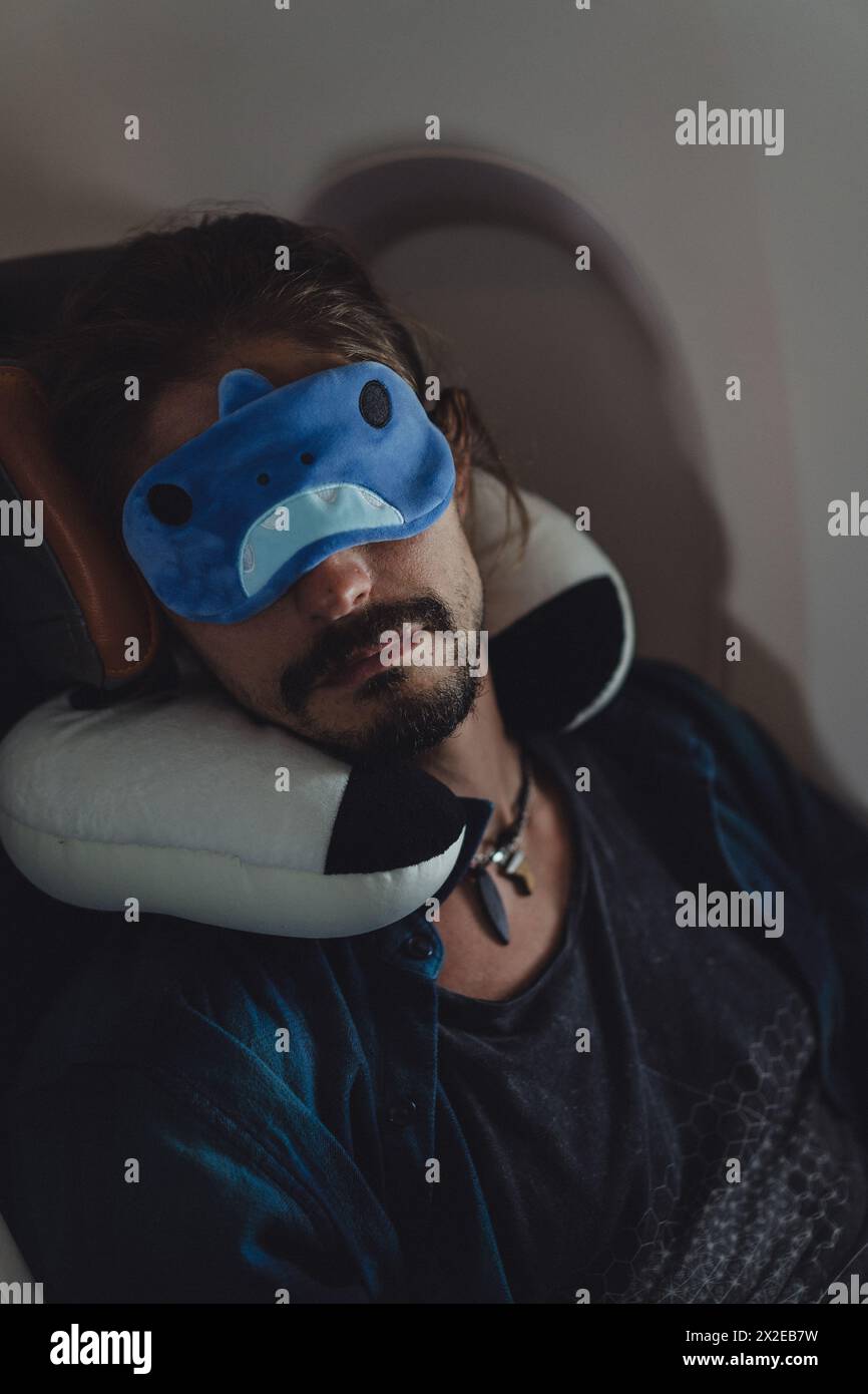Mask sleeps hi-res stock photography and images - Alamy