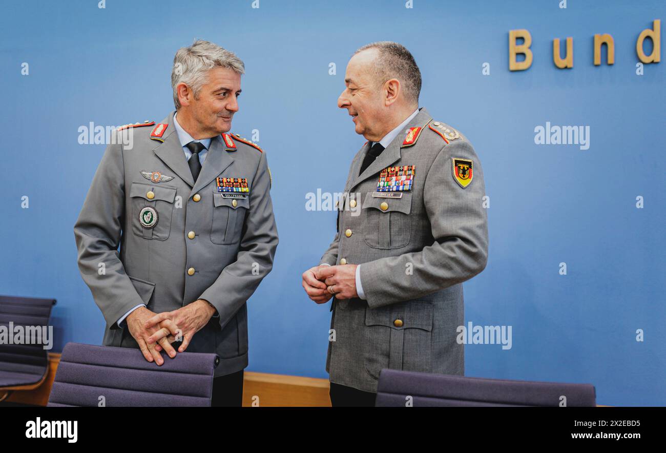 Berlin, Deutschland. 22nd Apr, 2024. (RL) General Carsten Breuer ...