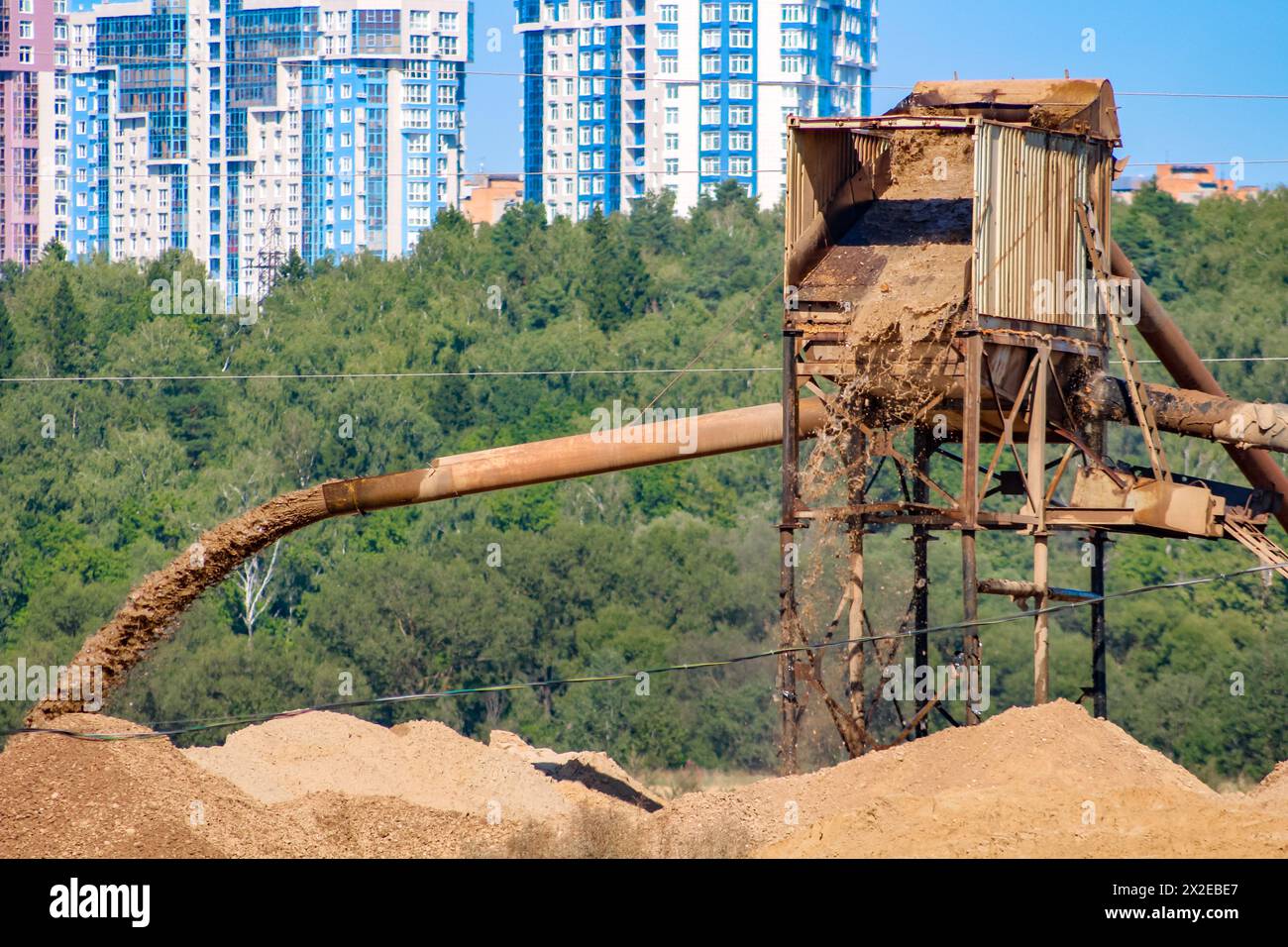 Gravel sand quarry washing hi-res stock photography and images - Alamy