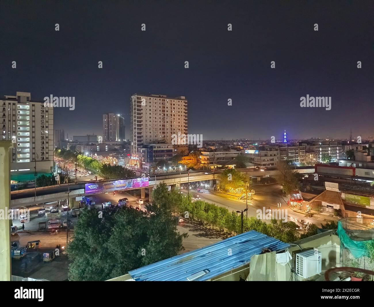 Beautiful aerial view of Karachi City sunset time. Karachi Buildings ...