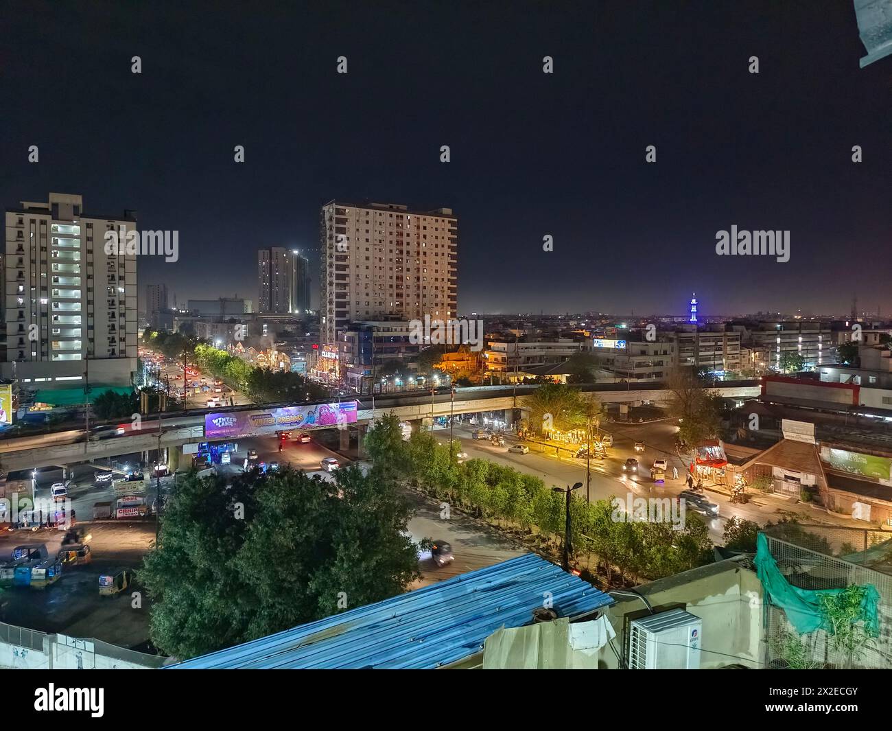 Beautiful aerial view of Karachi City sunset time. Karachi Buildings ...