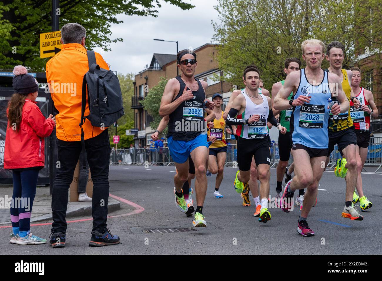 London, UK. 21st April, 2024. Runners compete in the London Marathon ...