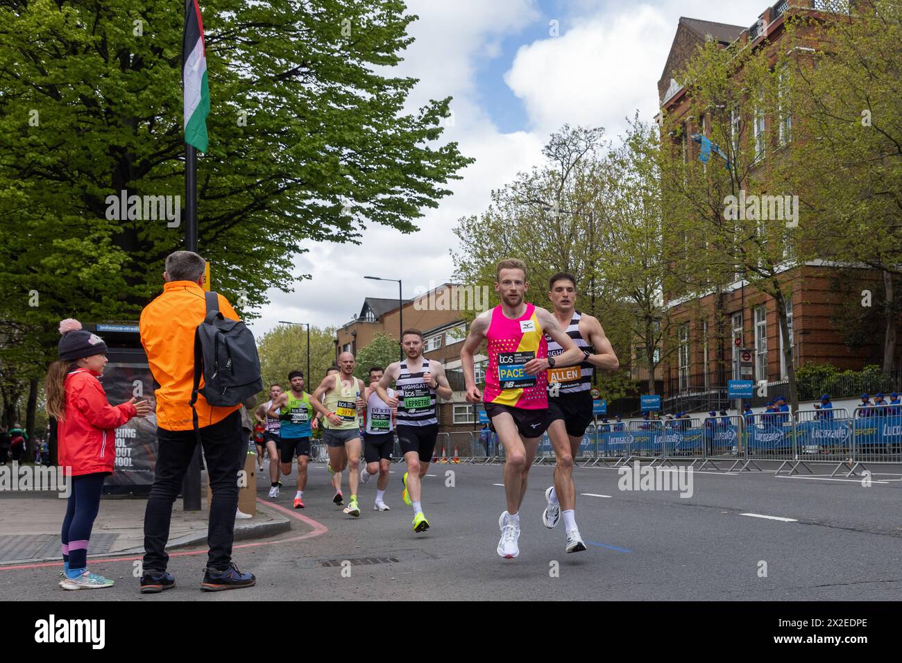 London, UK. 21st April, 2024. Runners compete in the Elite Men's Race ...