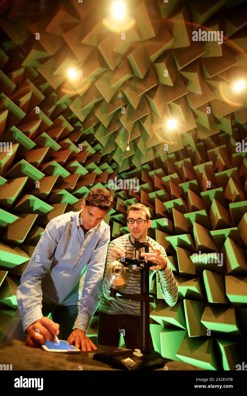 Emc chamber hi-res stock photography and images - Alamy