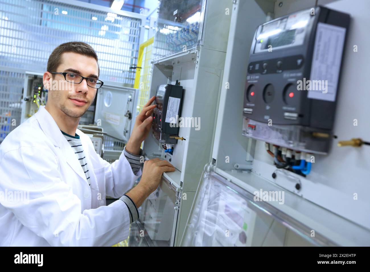 Researcher. Electrical Cabinet Performance Counters. Low Voltage Micro ...