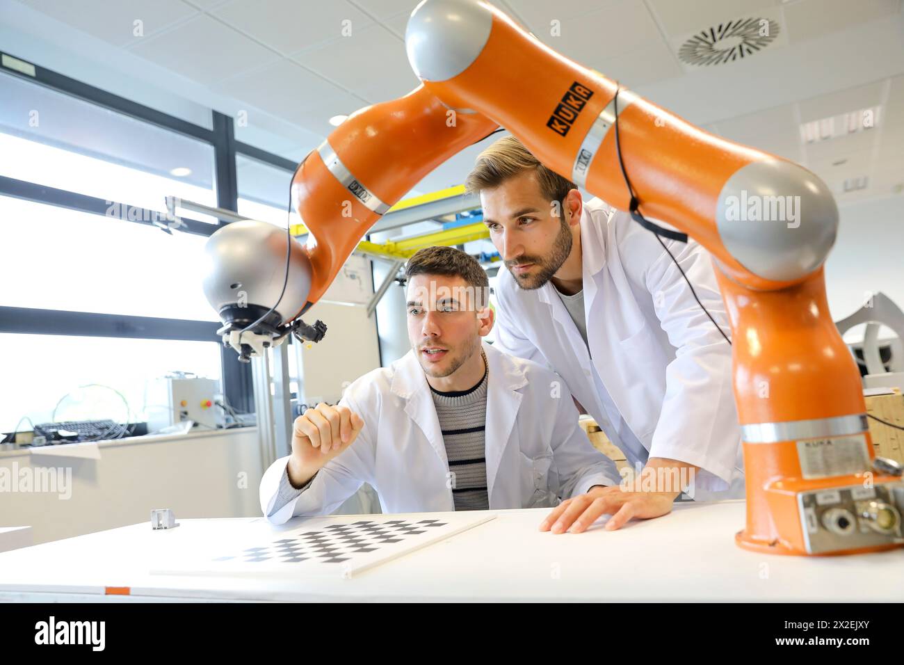 Collaborative robot for industrial assembly, LWR robot, using haptic ...